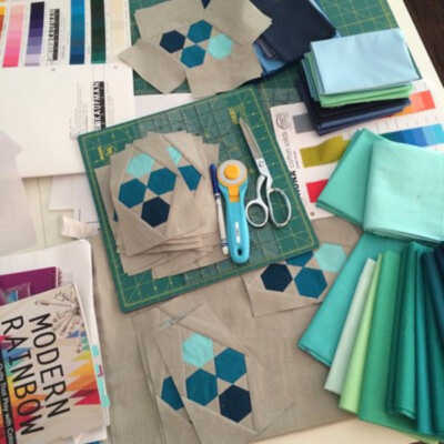 Hexagon Quilts Roundup - Bryan House Quilts